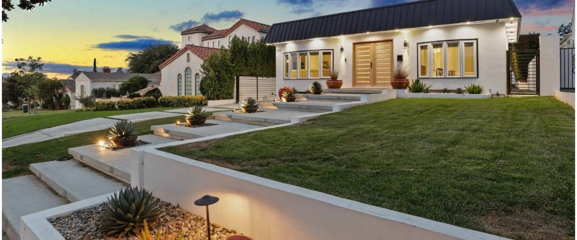 The Perfect Landscape Design For Selling Your House To A Cash Buyer In ...